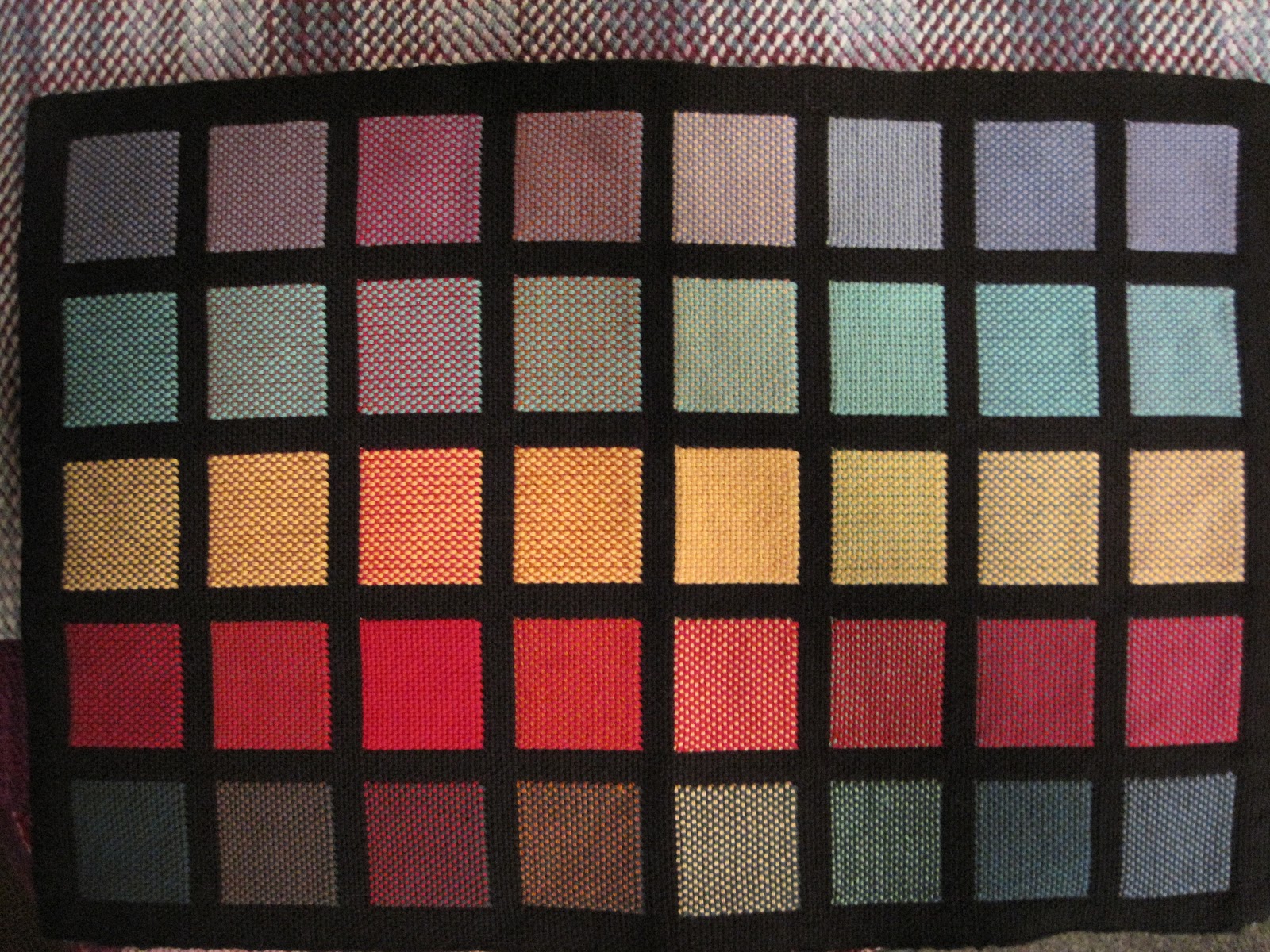 Weaving and Spinning in Colour - Qualicum Weavers & Spinners Guild