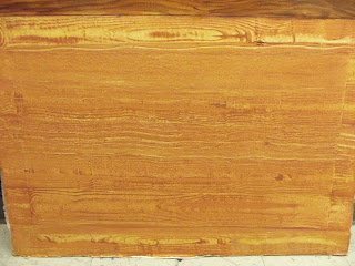 Scenic Artistry: Wood Graining