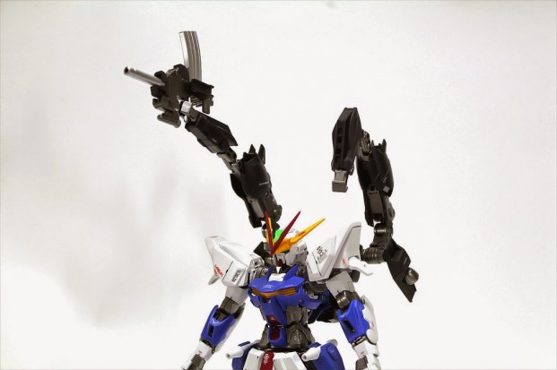 Custom Build: 1/100 Gundam Astray Out Frame D