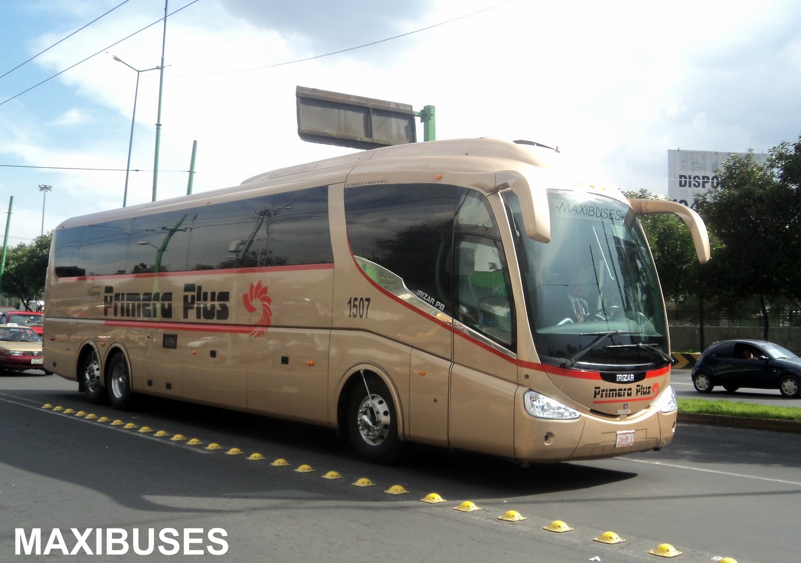 MAXIBUSES: PRIMERA PLUS