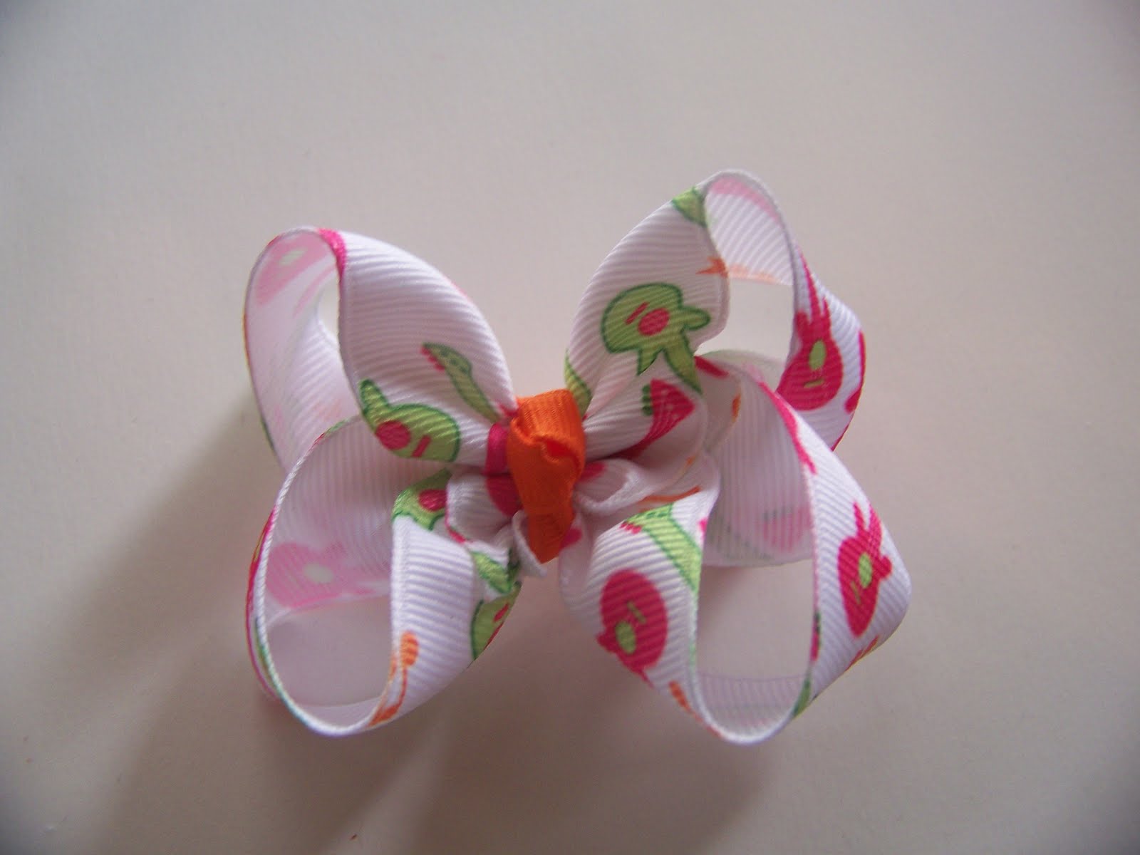 BOWtiful Bows Boutique: Boutique Bow Tutorial
