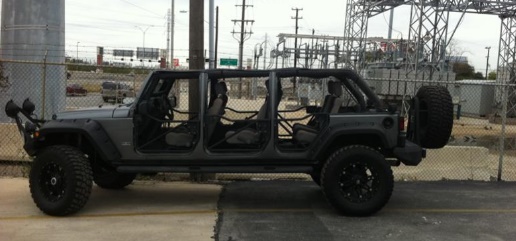 Stretch Jeep Wrangler Limo - The 6 doors Jeep Wrangler In Las Vegas