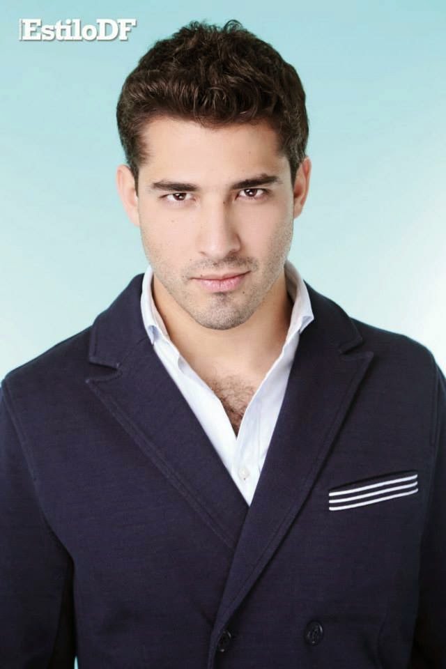 Reikvolution Argentina: Julio Ramírez, casual y elegante