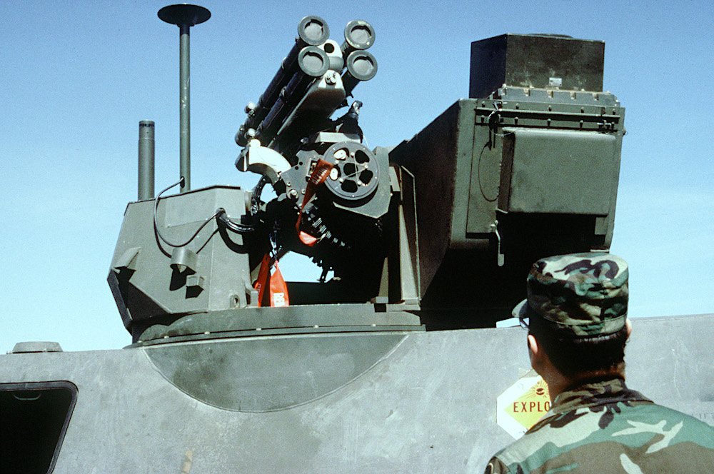 СТАЛЬ И ОГОНЬ: СОВРЕМЕННЫЕ И ПЕРСПЕКТИВНЫЕ ТАНКИ: LAV-AD