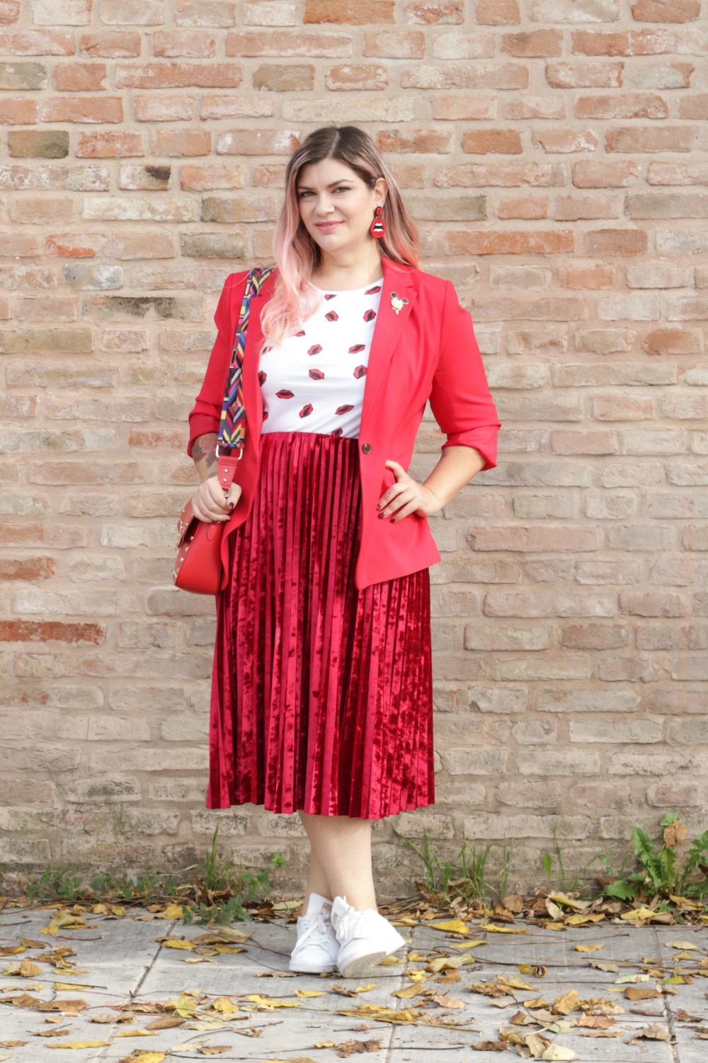 Outfit: come abbinare il rosso con il rosso | Plus... Kawaii! - curvy e ...