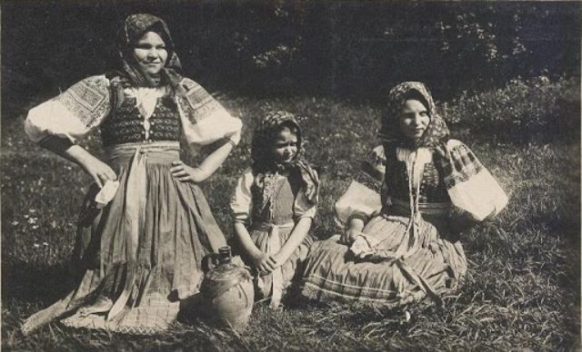 50 Rare and Amazing Vintage Photos That Capture Everyday Life in ...