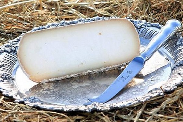 The most expensive cheese in the world ~ The Simply Luxurious Life Style