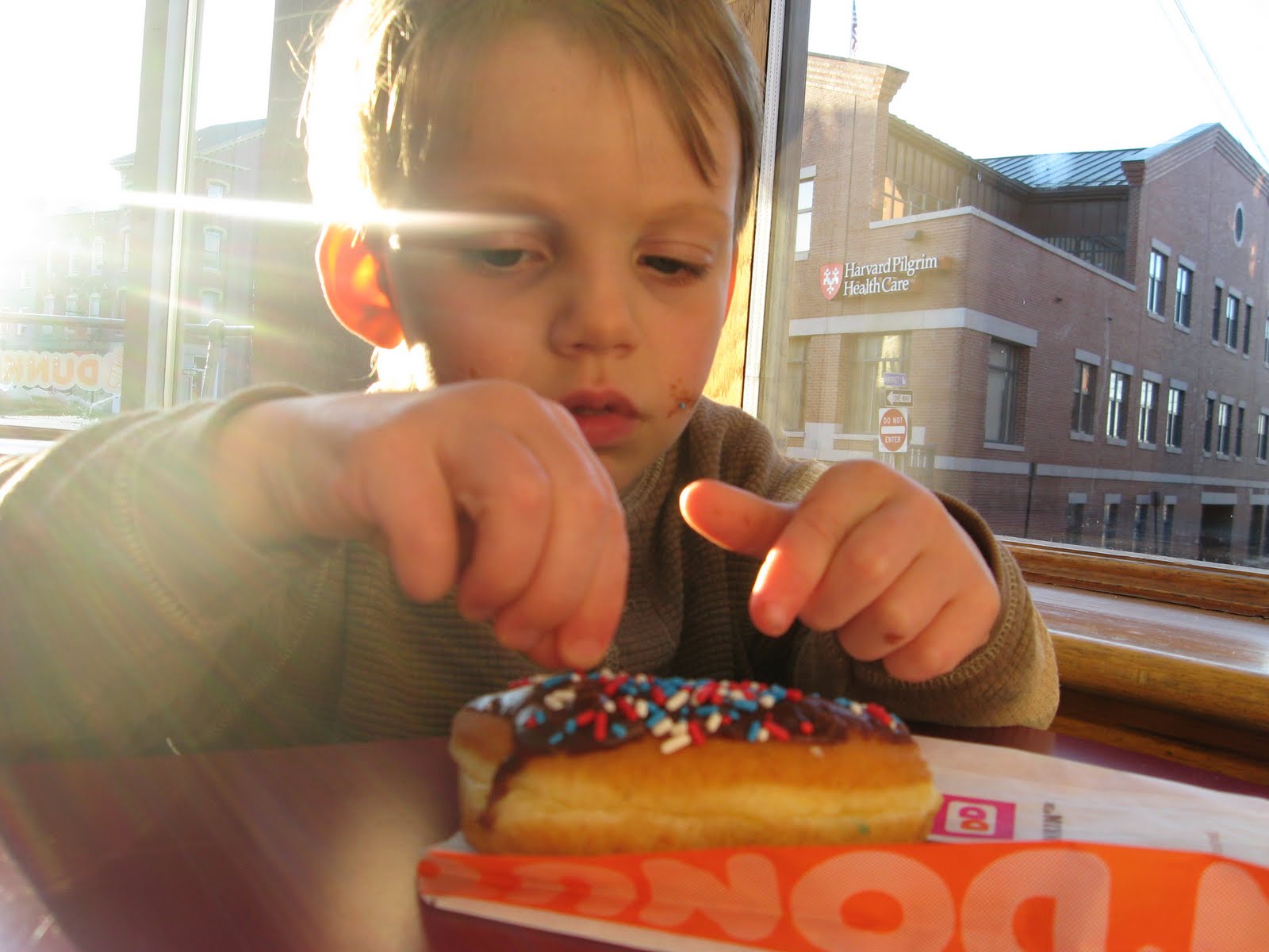 Half-Assed Mama: •happiness is a jerry-rigged screen door•