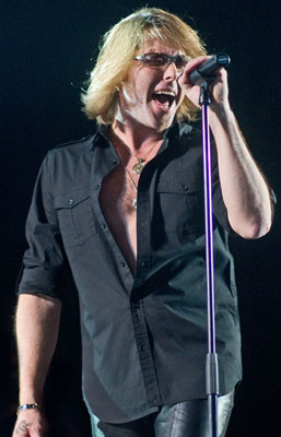 Zona Rock Dan Metal : D.C. COOPER