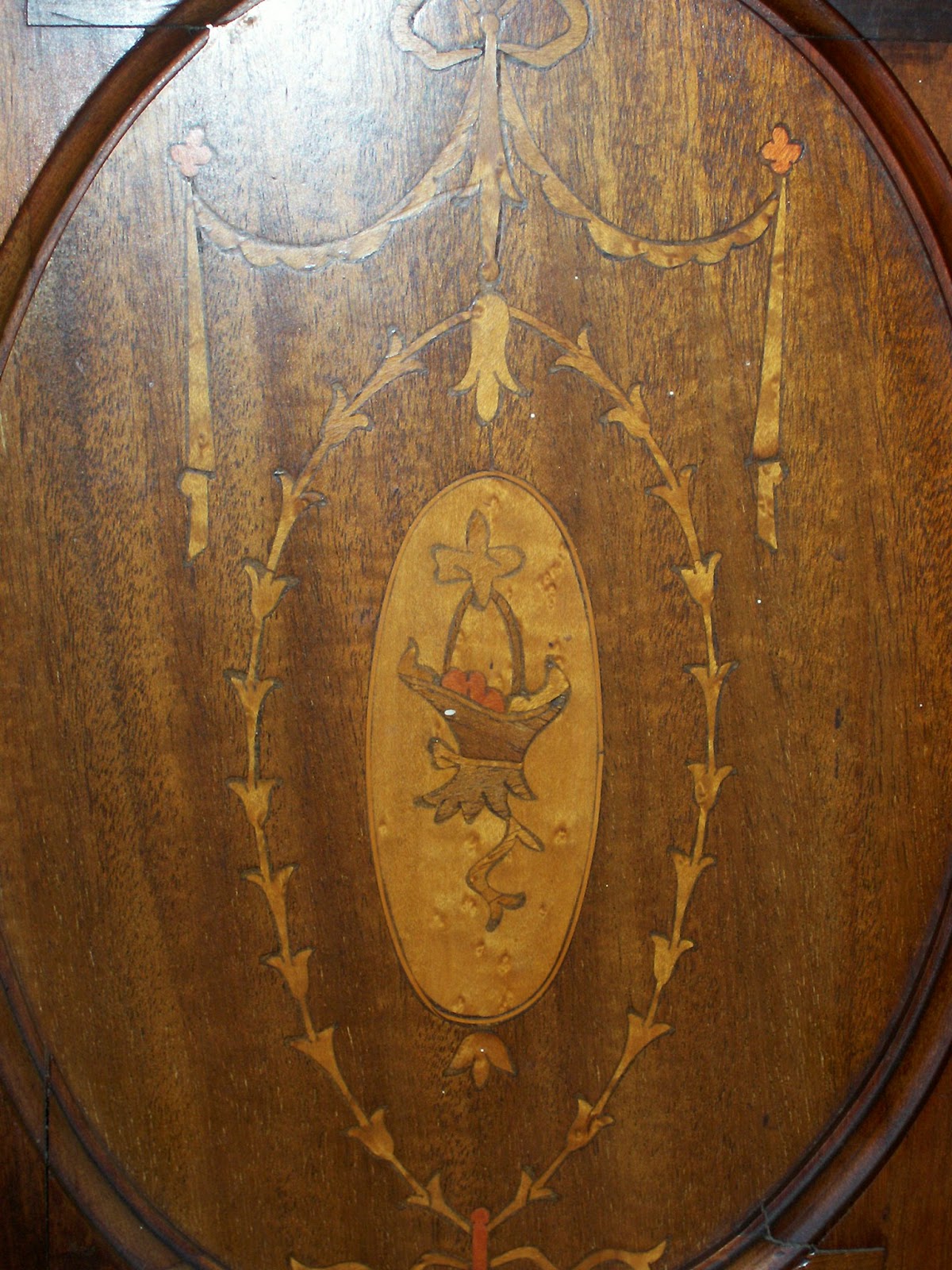 Eye For Design: French Marquetry......Beautiful To Decorate With