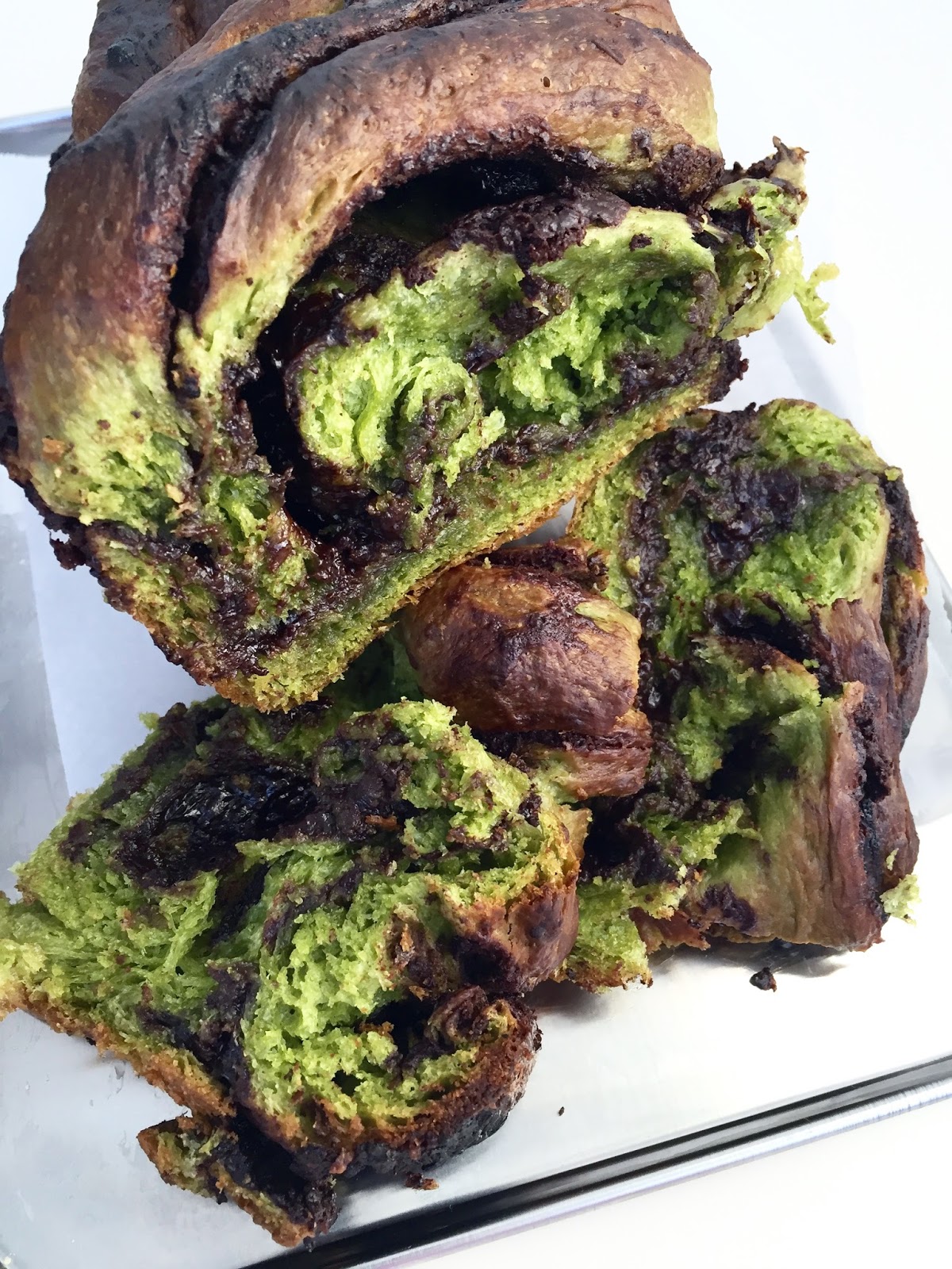 Crumbs and Cookies: matcha chocolate babka.