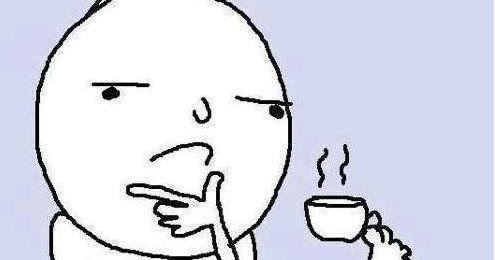 Memes de Internet: pensando (taza en el pie)