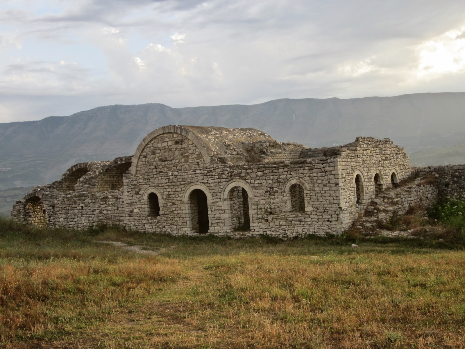 Gone with the backpack: ALBANIA. THE INLAND.THE NORTH, LAKE OHRID AND BERAT