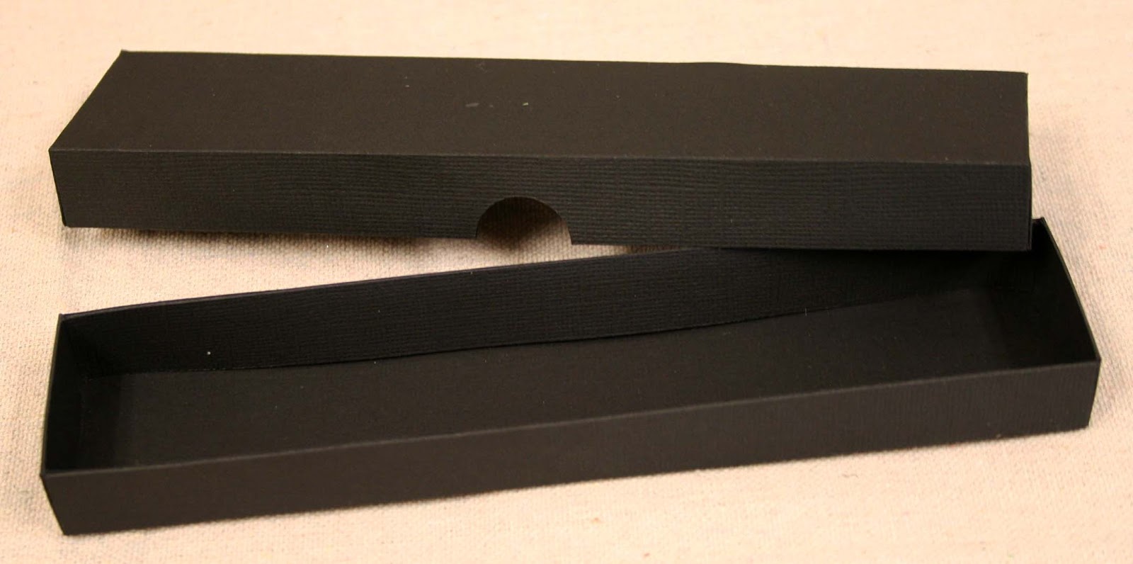 Oh My Crafts Blog: Noel Necklace Gift Box