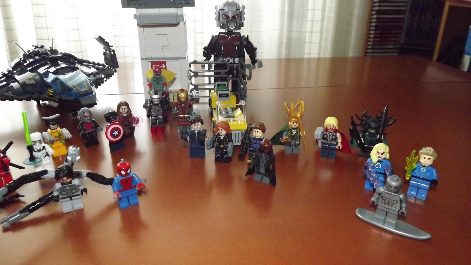 VENDELO AMAZING: Coleccion personalizada de figuras Lego