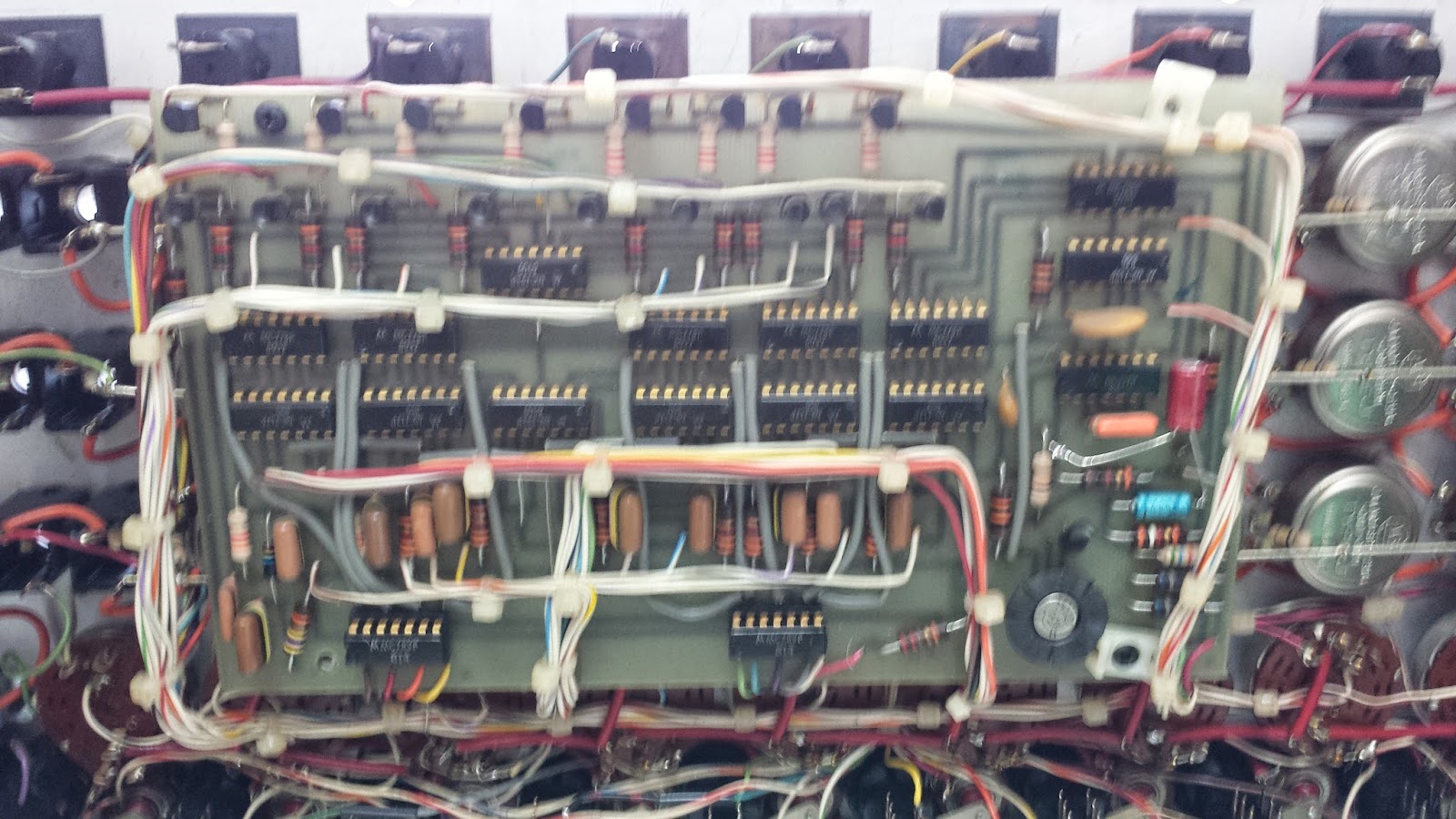 JonDent - Exploring Electronic Music: Moog 960 sequential controller