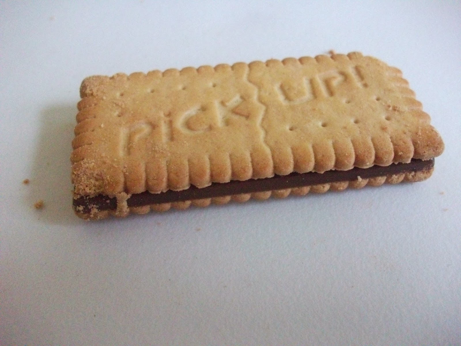 Bahlsen Pick Up! Milk Chocolate Biscuit Bars Review
