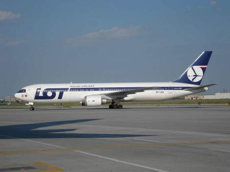 Airline Travel...What You Really Need To Know!!!: LOT Polish Airlines ...