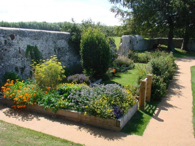 Garden Art in European Culture: A deeper look into medieval monastic ...