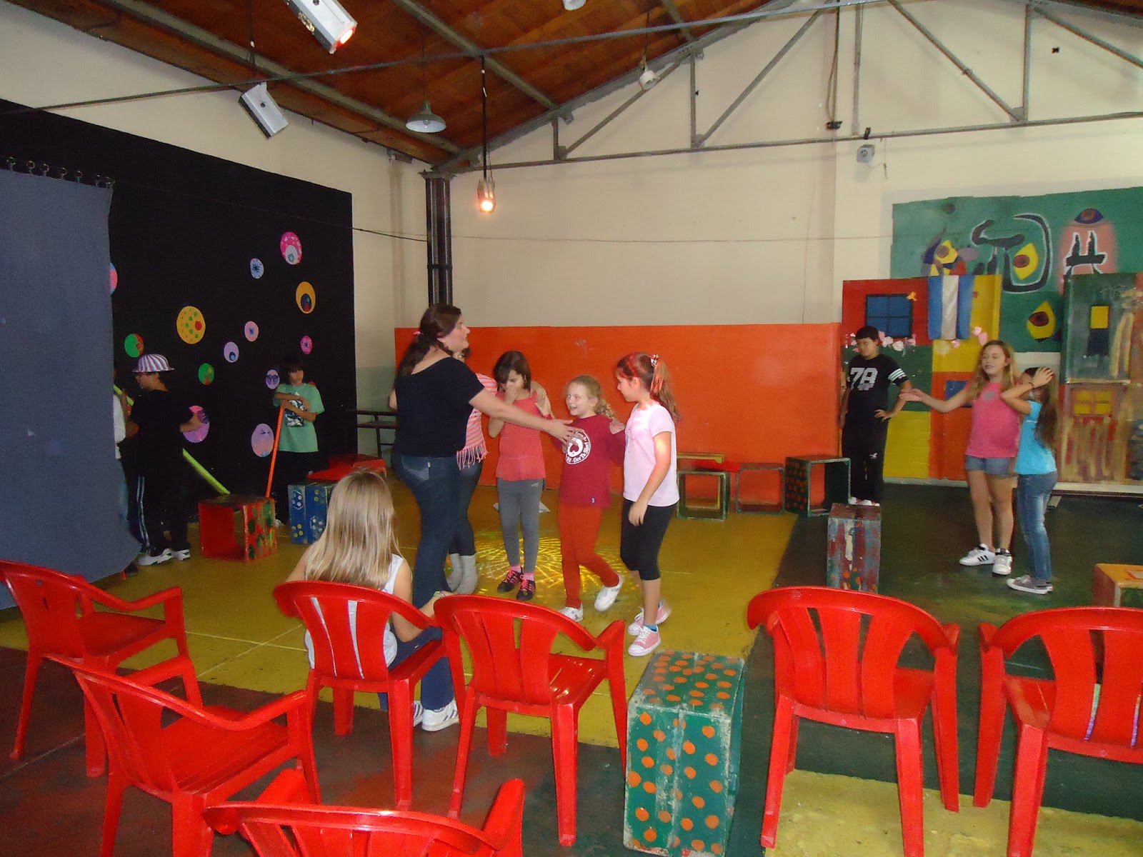 Escuela de Educación Estética: EXPRESIÓN DRAMÁTICA
