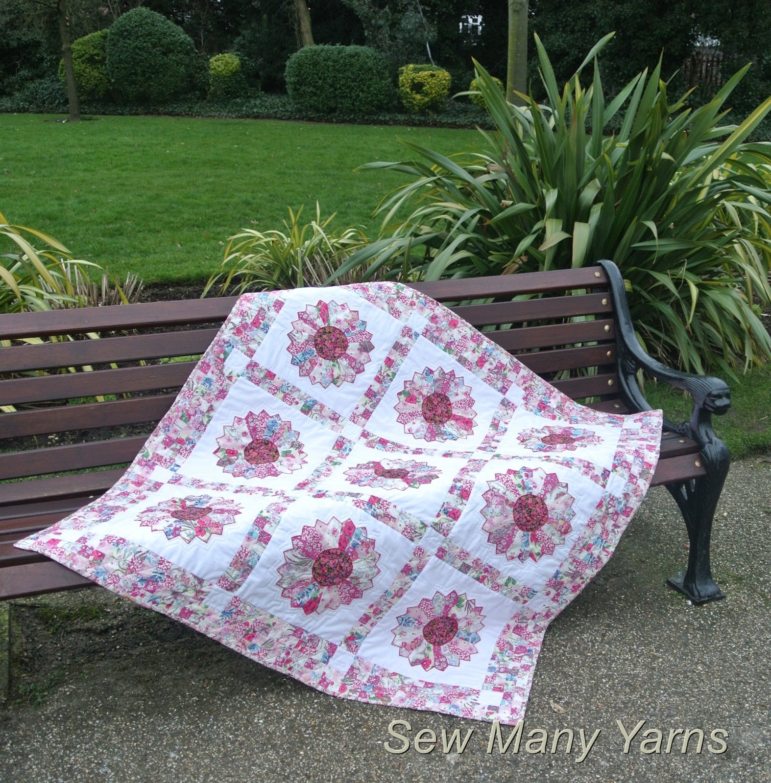 Sew many yarns: Quilt Qwazy Queens