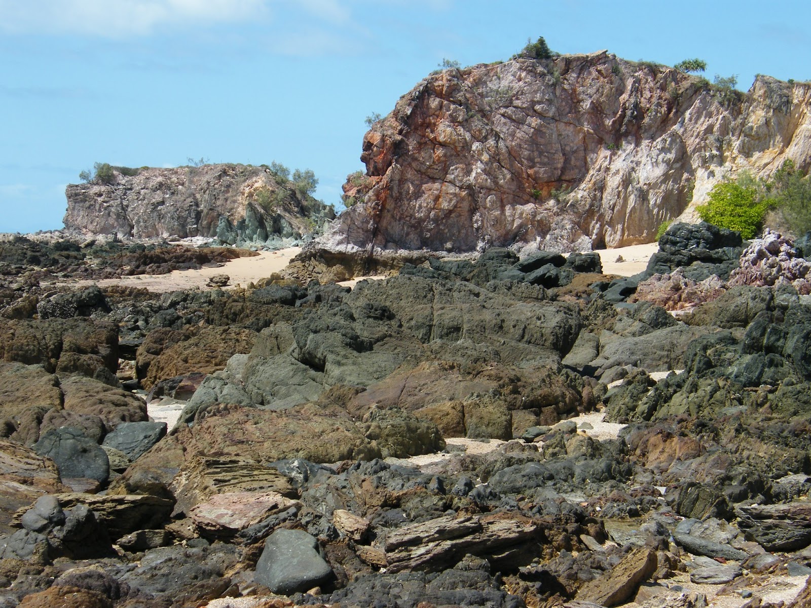BJ and Noelle Travel Oz : Stanage, QUEENSLAND