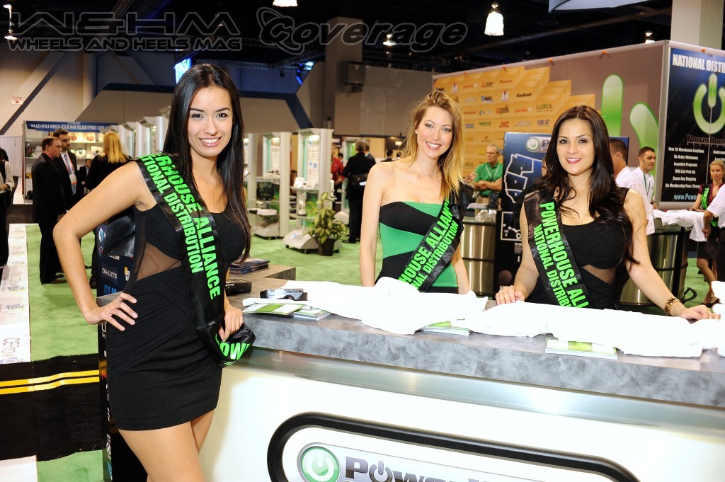 2013 CES Booth Model Highlights