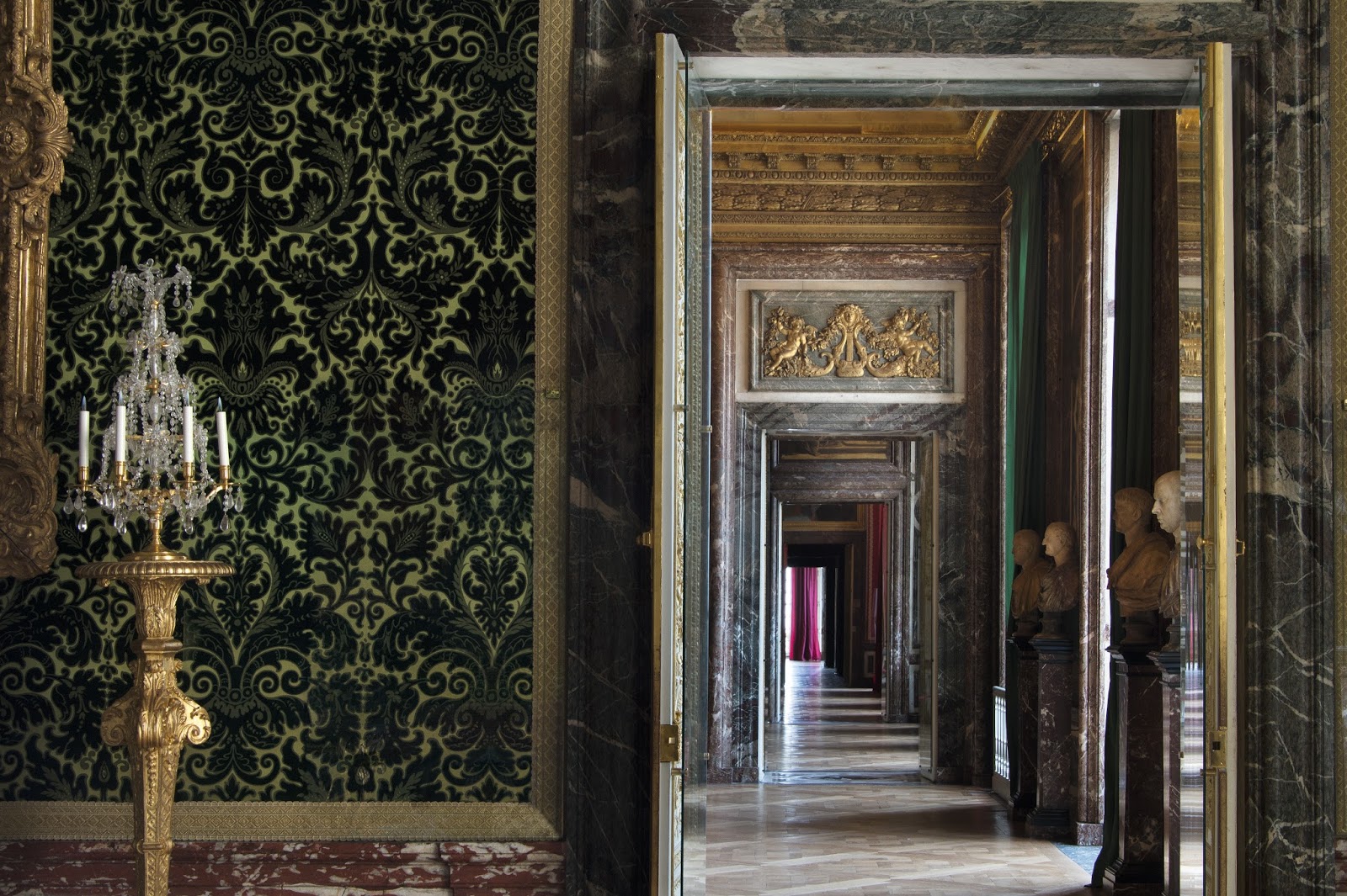 Splendid Sass: VERSAILLES