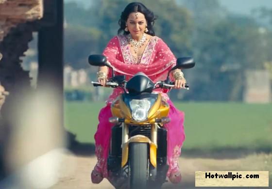 Bollytter: Exclusive HD Wallpapers Of Son Of Sardar + Official ...