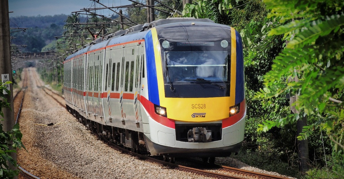 Malaya Railway: Time duration,and frequency travel by KTM Komuter train