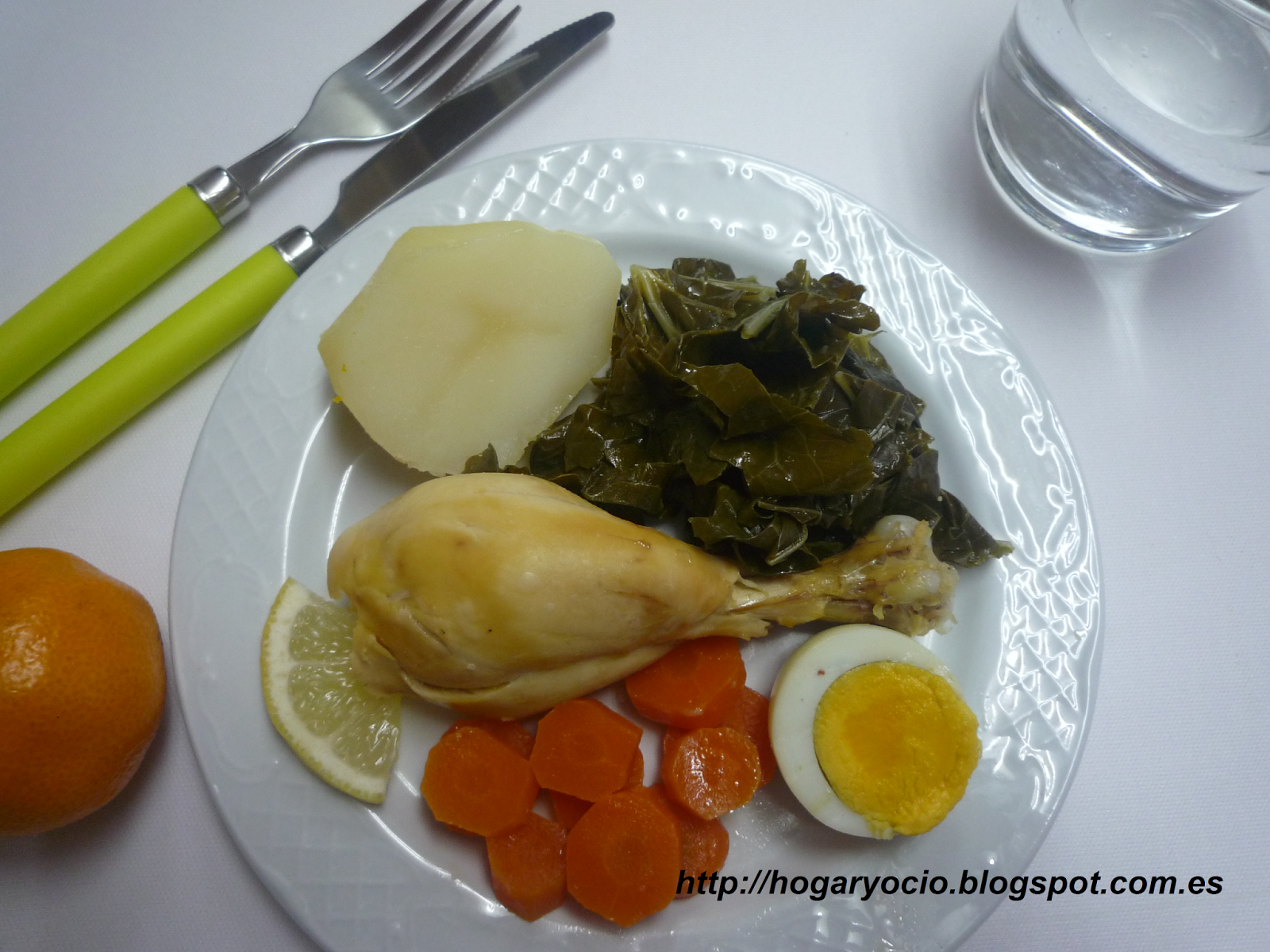 Hogar y Ocio: Pollo hervido con verduras