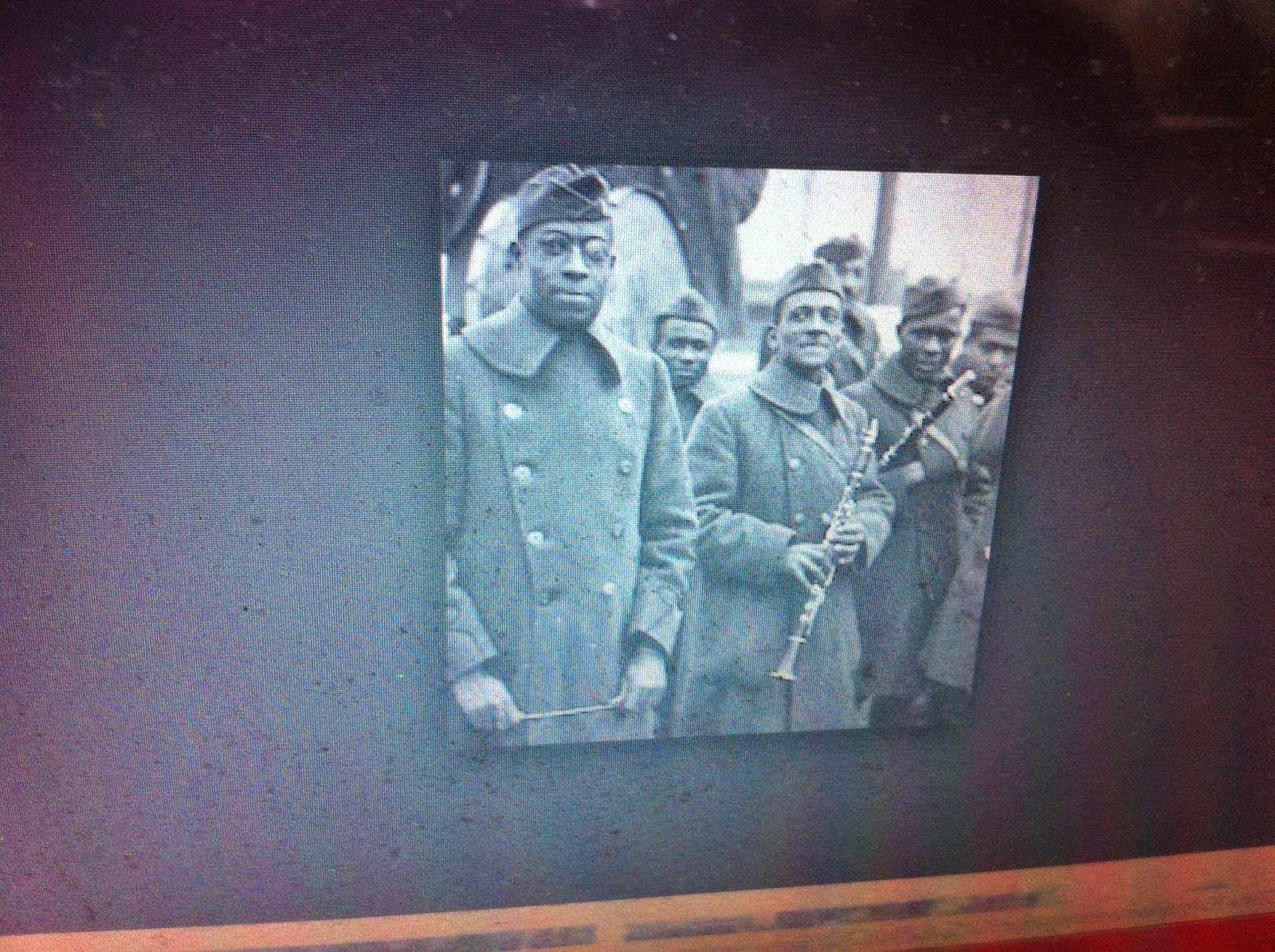 THE BLACK SOCIAL HISTORY:: BLACK SOCIAL HISTORY : THE 369th INFANTRY ...