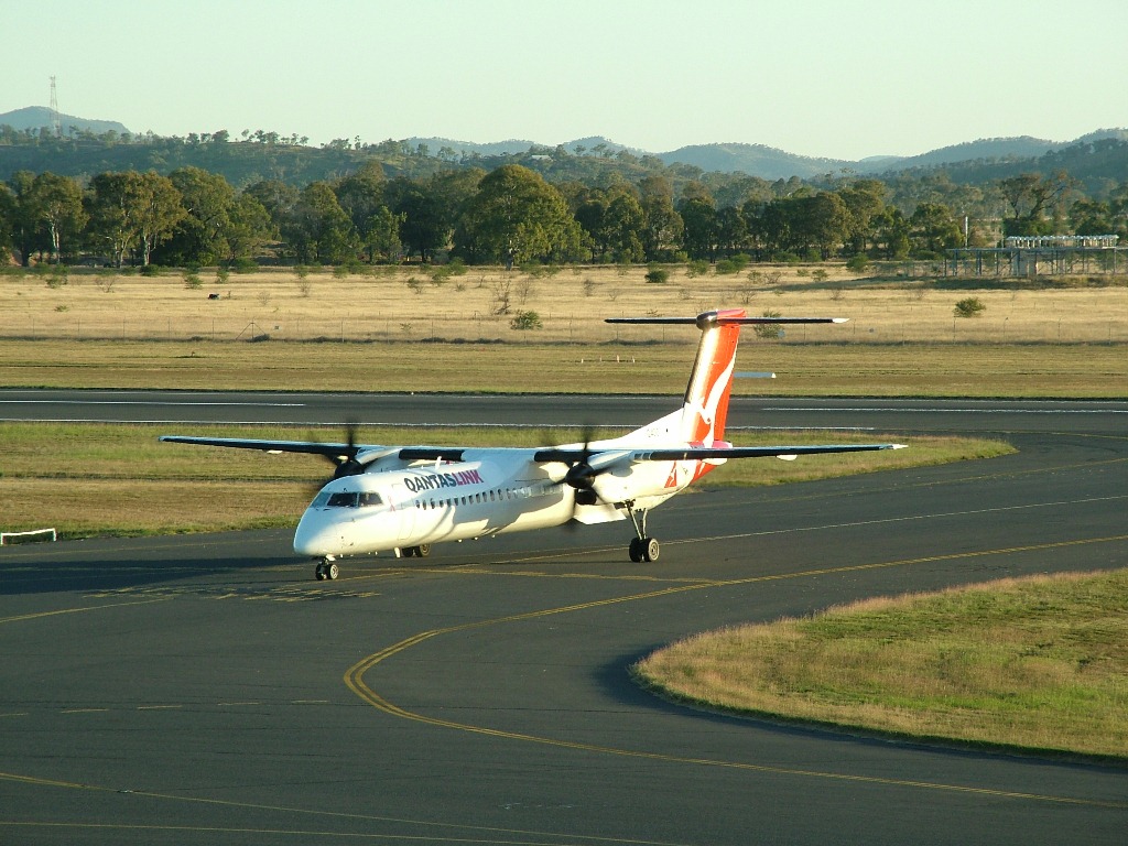 Central Queensland Plane Spotting: Inside the Old Rockhampton Airport ...
