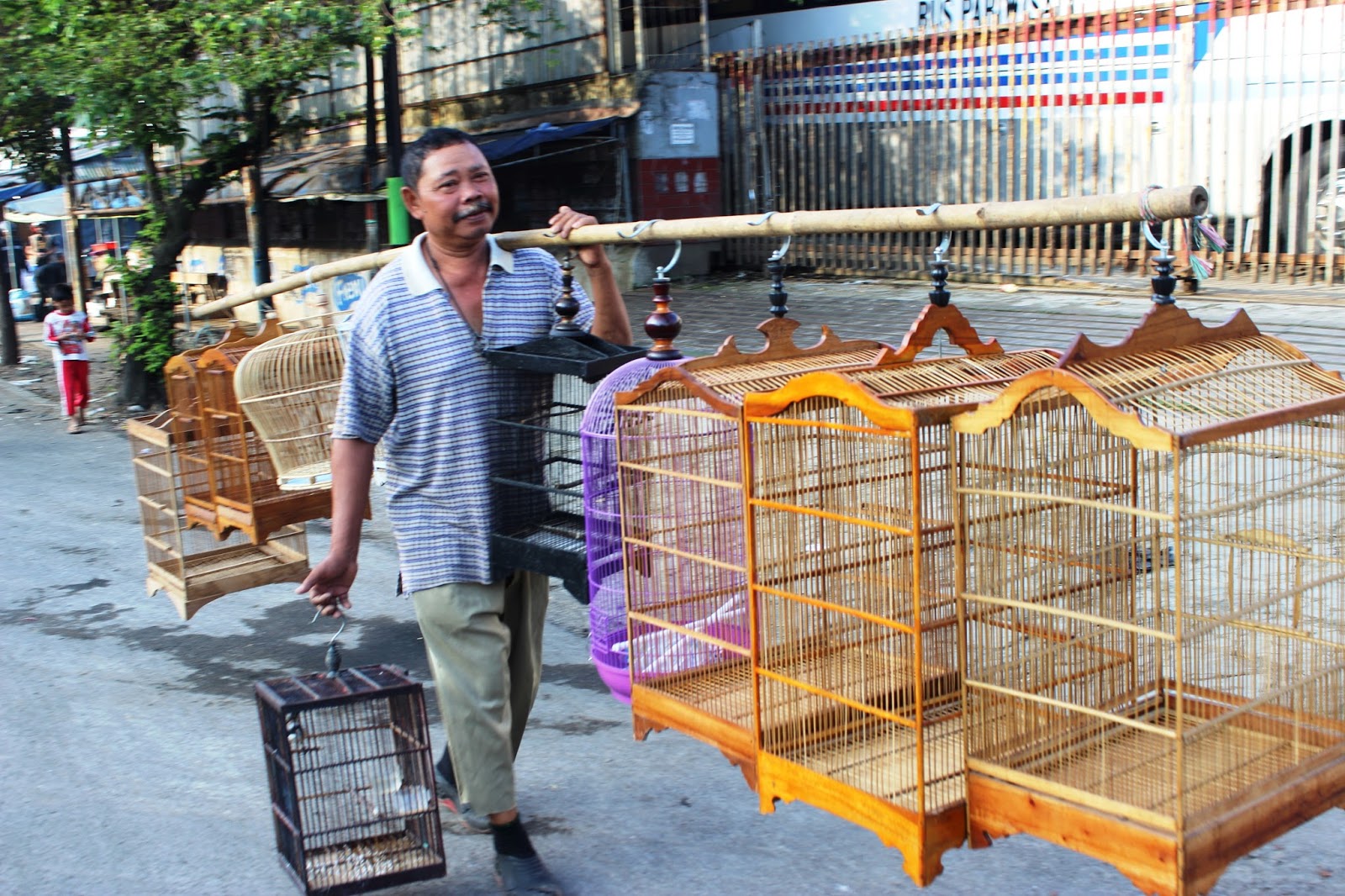 Pasar Burung Sukahaji | Uncle Seronok