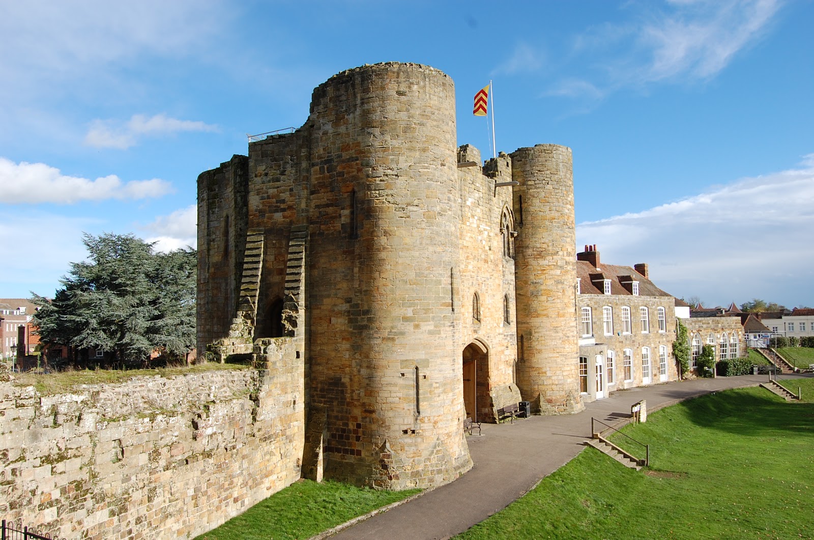 Tonbridge Daily: Tonbridge Daily Photo