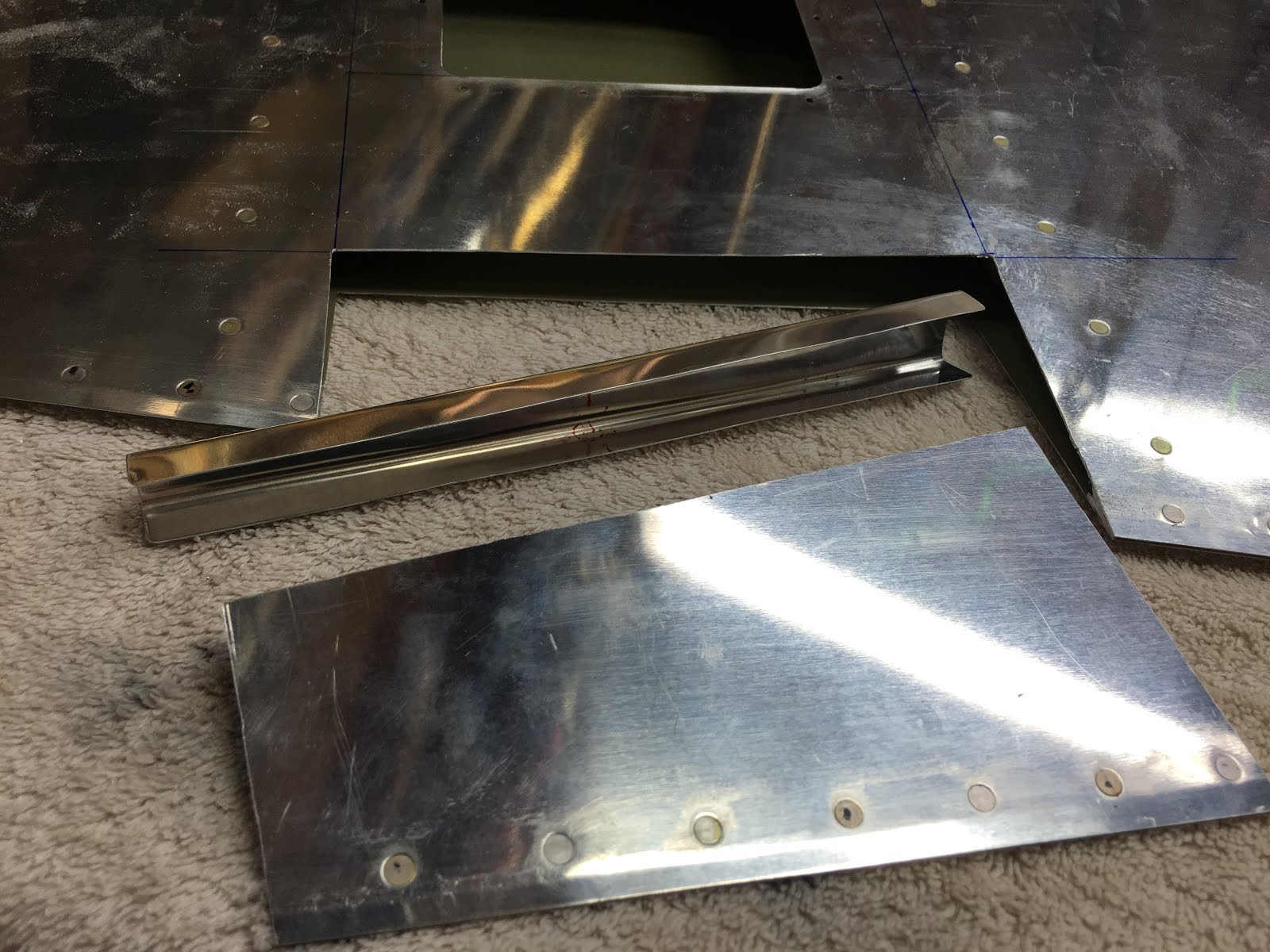 Cliff's RV-10 Blog: Rudder trim