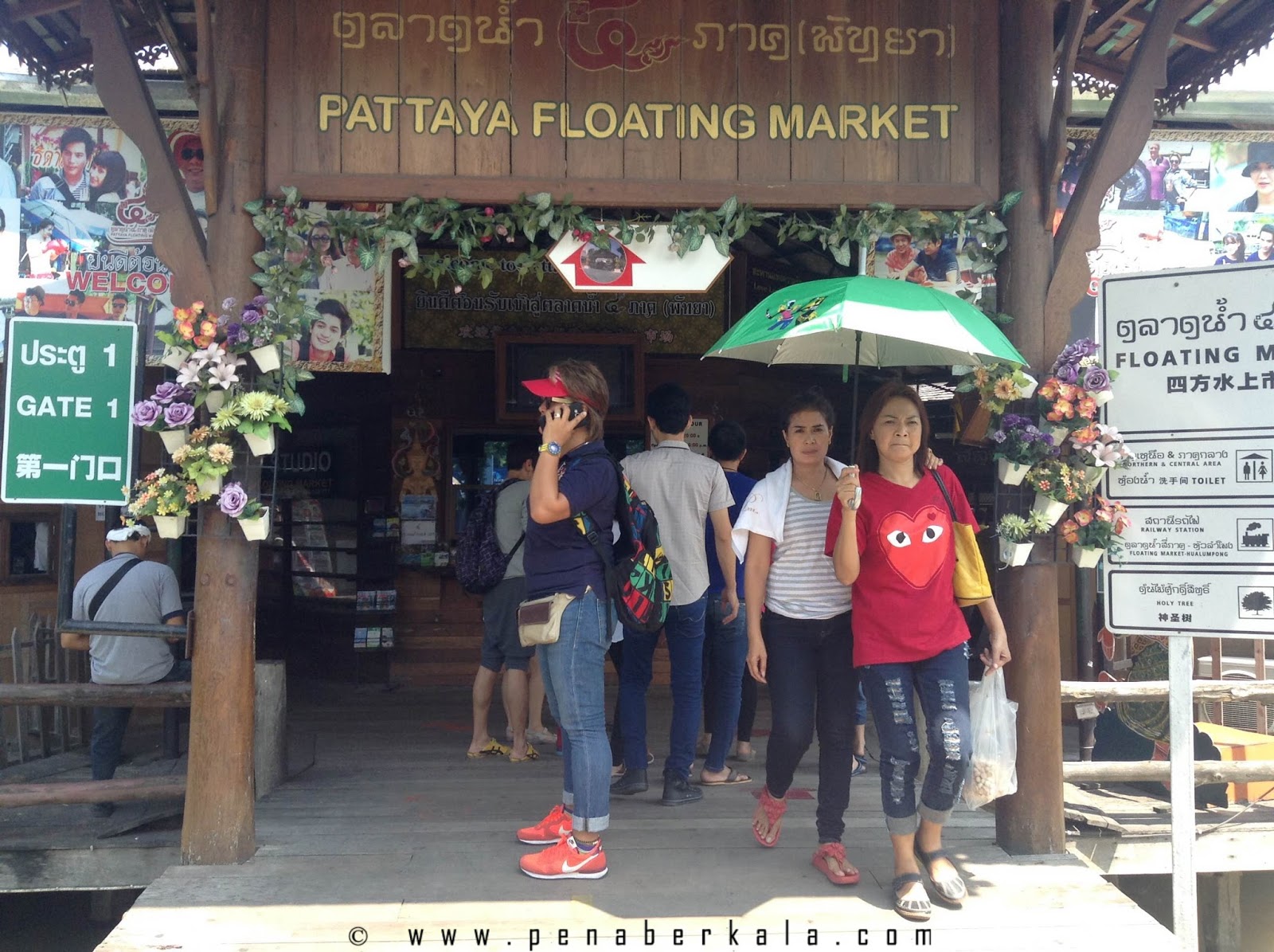 PATTAYA FLOATING MARKET