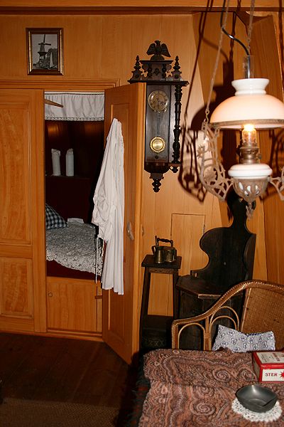 American girl in Holland: Throwback Thursday’s Box Beds