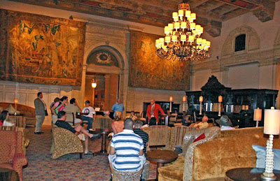 The Weather Up Here:: HOW the Kenan Family ALWAYS WINS (curVAceous!!!)