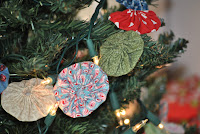 Kati's Corner: Christmas Yo-yo Decor