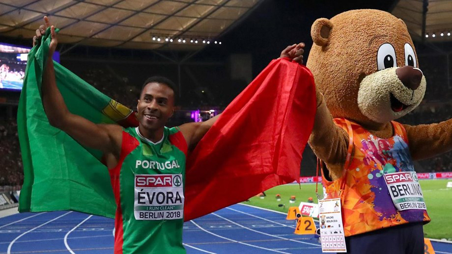 Planète Sporting Clube de Portugal: Athlétisme : Nélson Évora champion ...