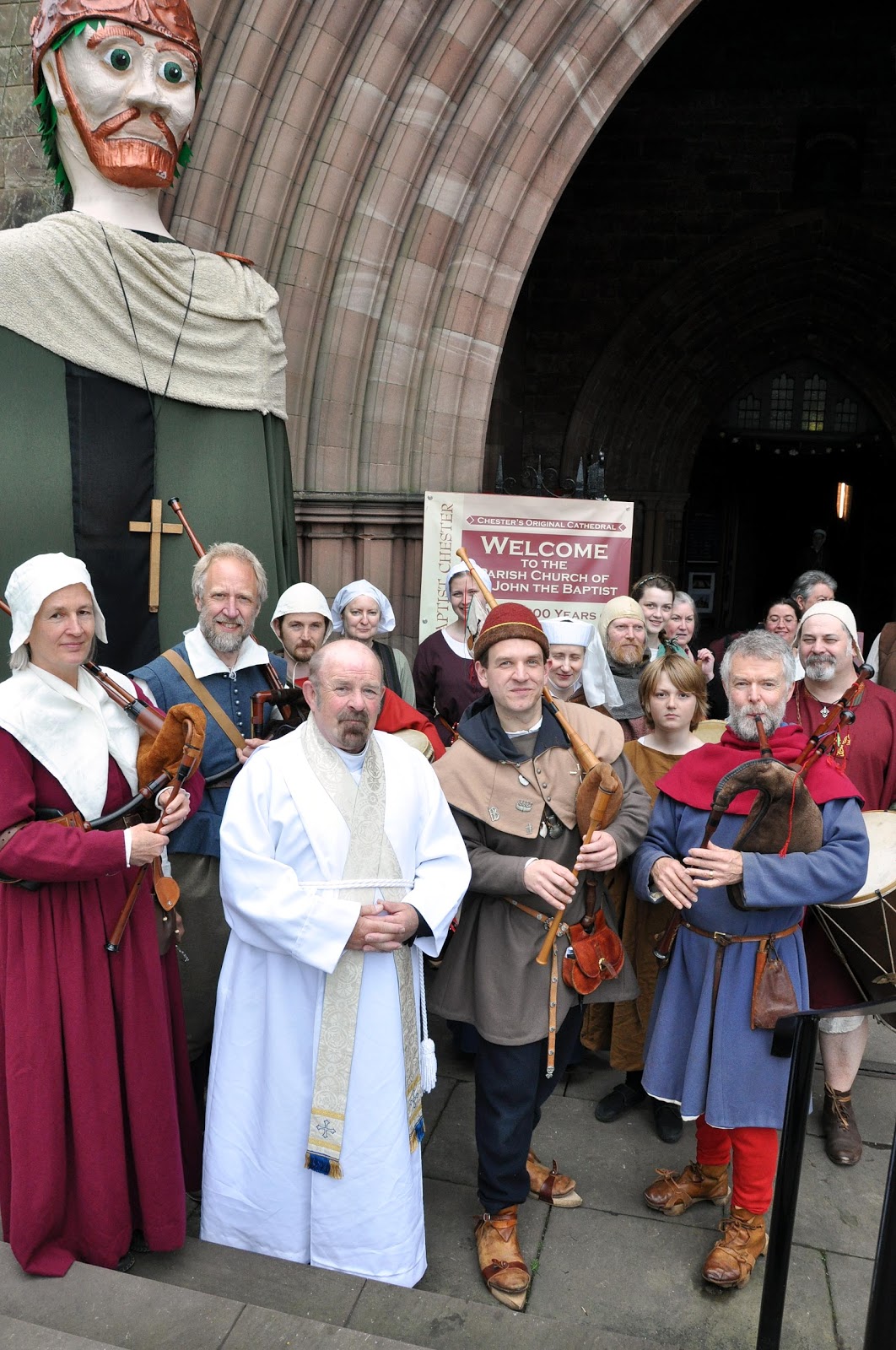 Pilgrims and Posies: Minstrels' Court