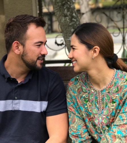 (5 Foto) Keluarga Sharnaaz Ahmad Datang Merisik Noor Nabila, Bakal ...