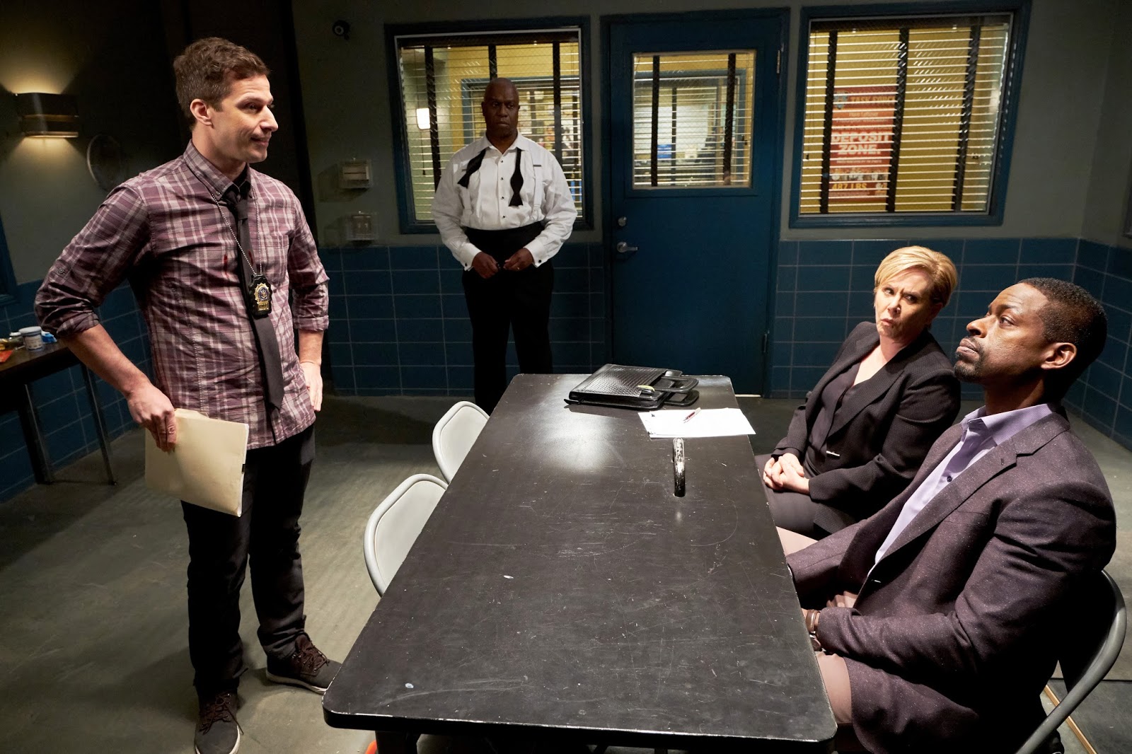 Brooklyn Nine-Nine - The Box - Roundtable Review
