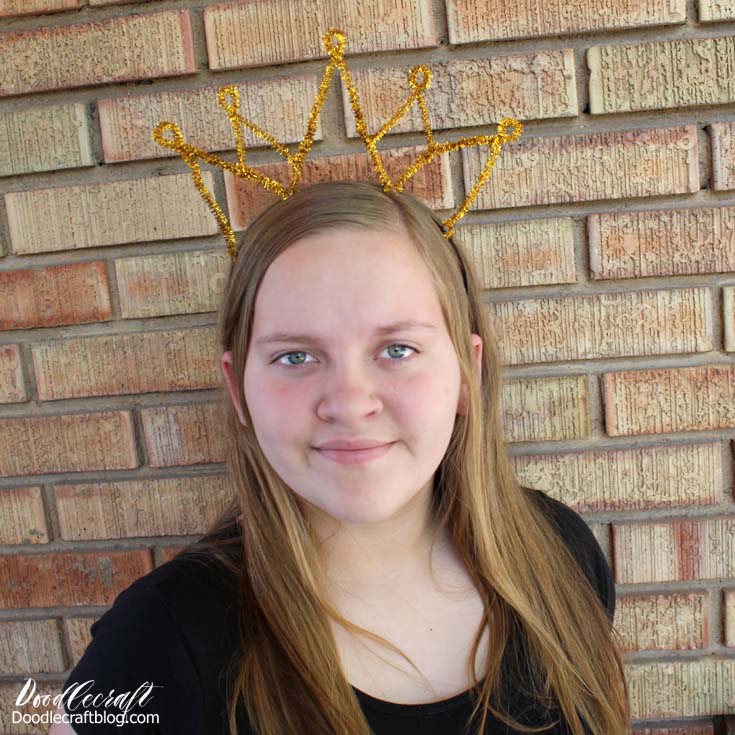 Diy: Pipecleaner Crown Headband - making handycrafts
