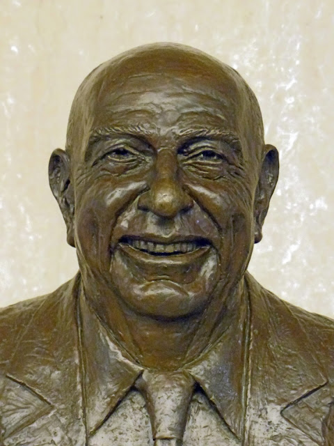 The Portrait Gallery: Kenneth E. Behring