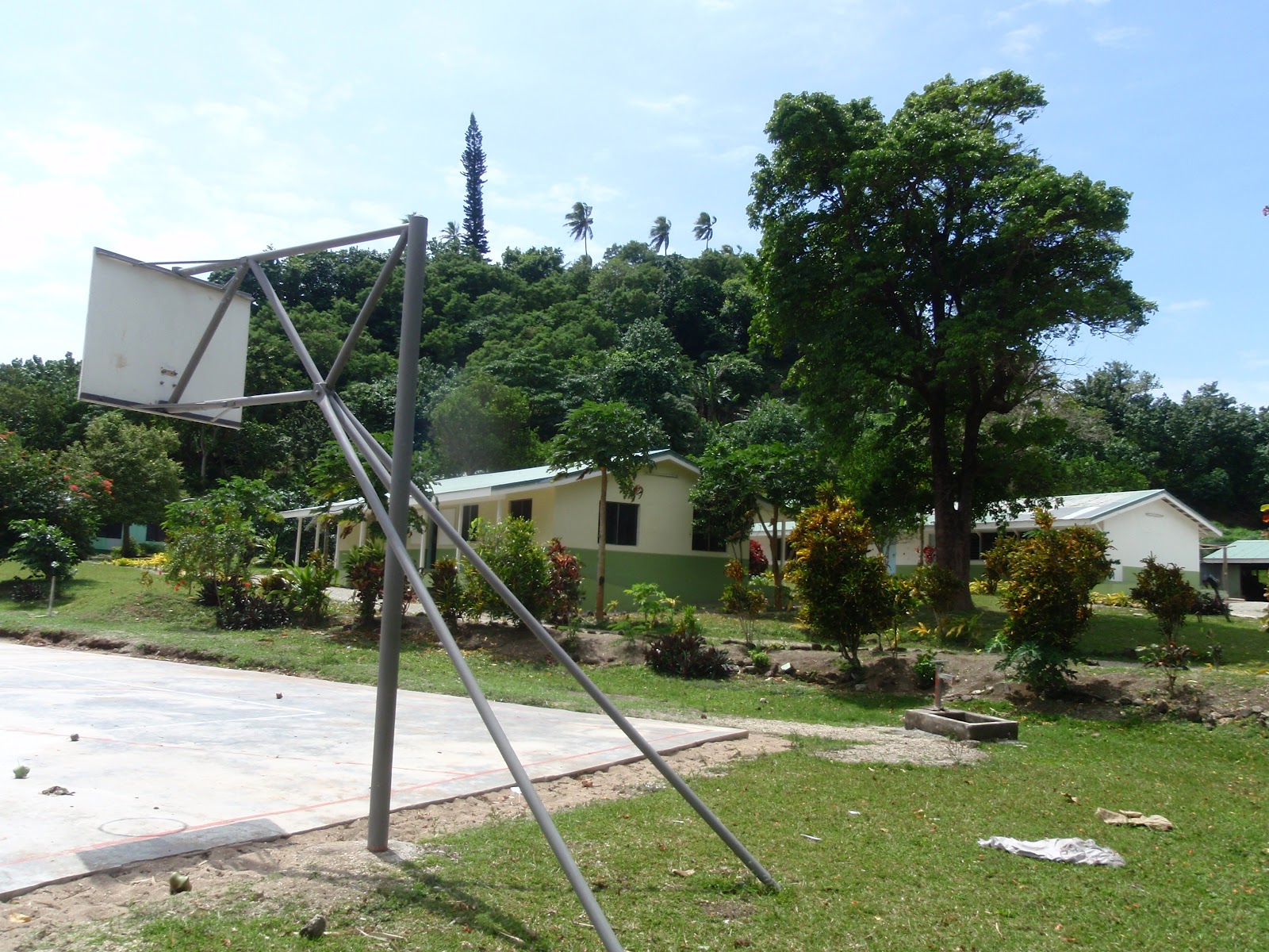 SOUTHERN CROSS SOJOURN: Lamen Bay, Epi, Vanuatu
