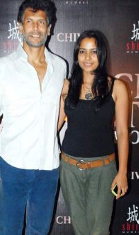 Milind Soman Family Wife Son Daughter Father Mother Marriage Photos ...