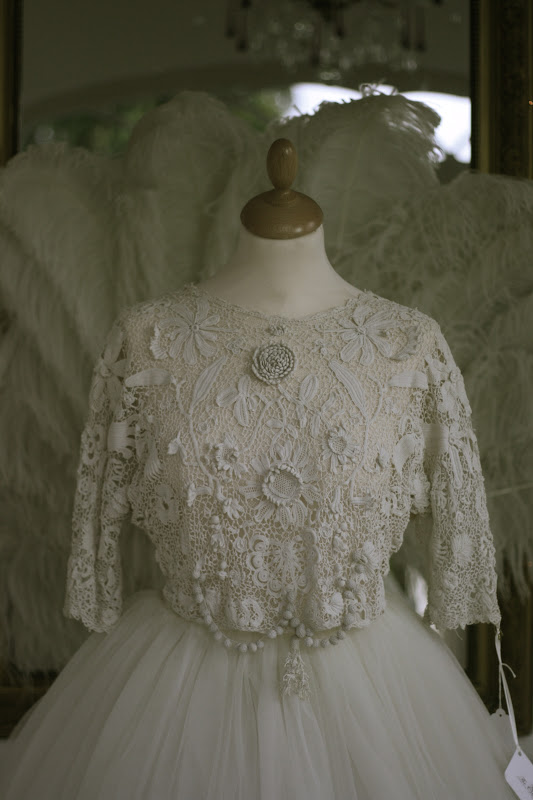 Rosemary Cathcart Antique Lace and Vintage Fashion: Antique Irish ...