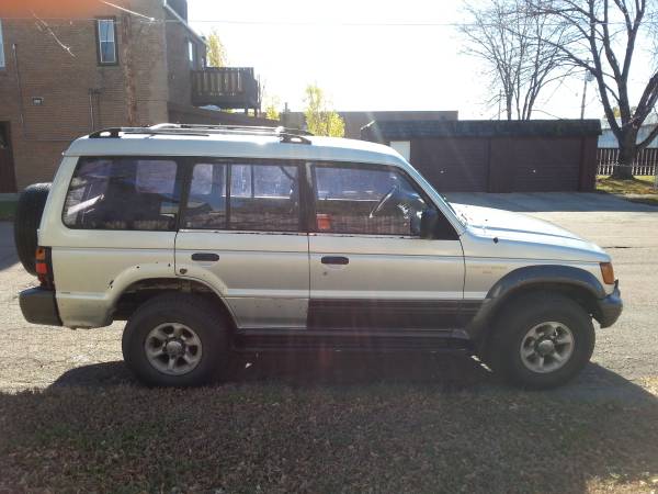 1994 Mitsubishi Montero For Sale - 4x4 Cars